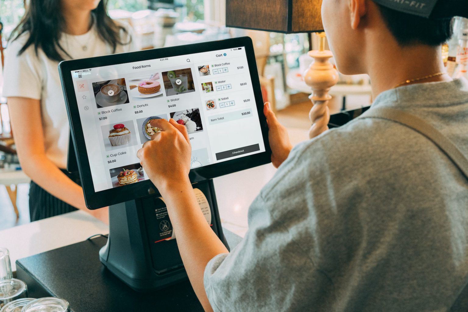 Why Should Restaurateurs Consider Cloud Base POS Systems for Restaurants?